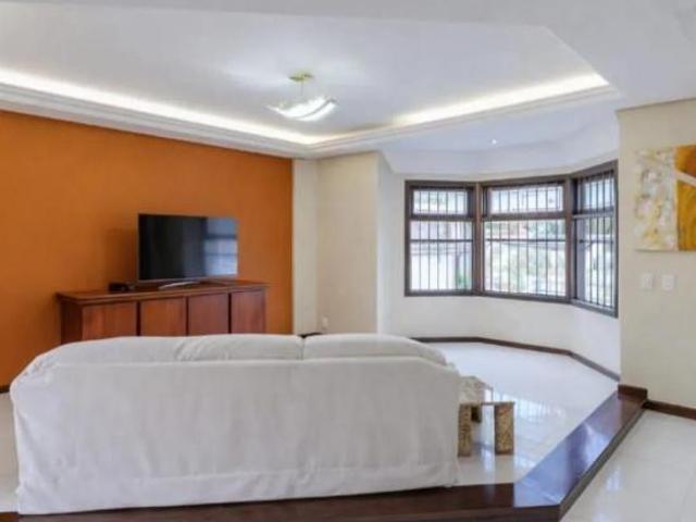 Casa com 3 quartos e 357m² à venda em Tristeza, Porto Alegre