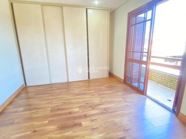 Casa com 3 quartos e 394m² para alugar em Vila Eunice Nova, Cachoeirinha