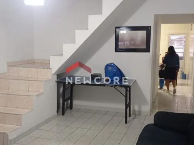 Casa com 3 Quartos e 3 banheiros à Venda, 140 m² por R$ 314.680