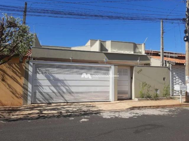 Casa com 3 Quartos e 3 banheiros à Venda, 14577 m² por R$ 490.000