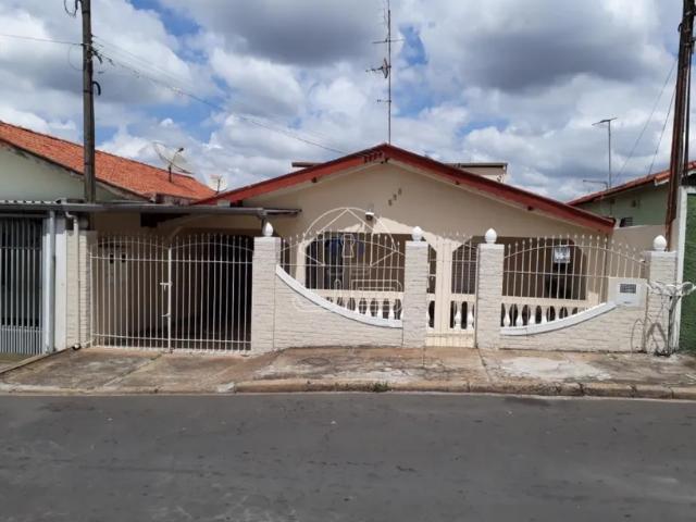 Casa com 3 Quartos e 3 banheiros à Venda, 160 m² por R$ 310.000