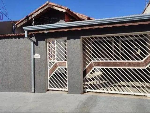 Casa com 3 Quartos e 3 banheiros à Venda, 167 m² por R$ 404.256