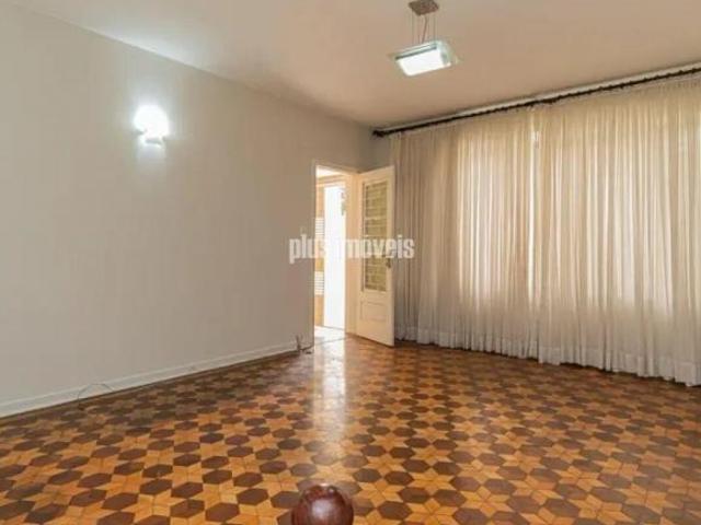 Casa com 3 Quartos e 3 banheiros à Venda, 182 m