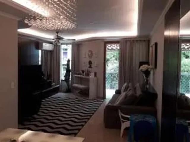 Casa com 3 Quartos e 3 banheiros à Venda, 120 m² por R$ 310.000