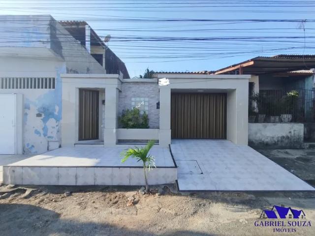 Casa com 3 Quartos e 3 banheiros à Venda, 120 m² por R$ 490.000