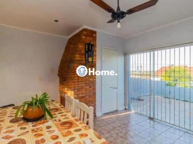 Casa com 3 Quartos e 3 banheiros à Venda, 120 m² por R$ 599 mil