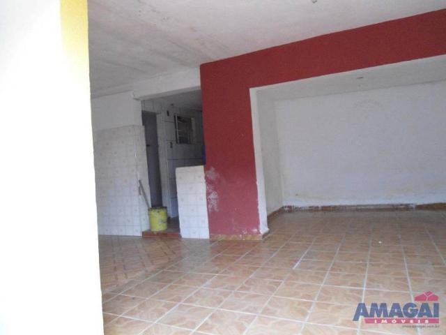 Casa com 3 Quartos e 3 banheiros à Venda, 137 m² por R$ 160.000