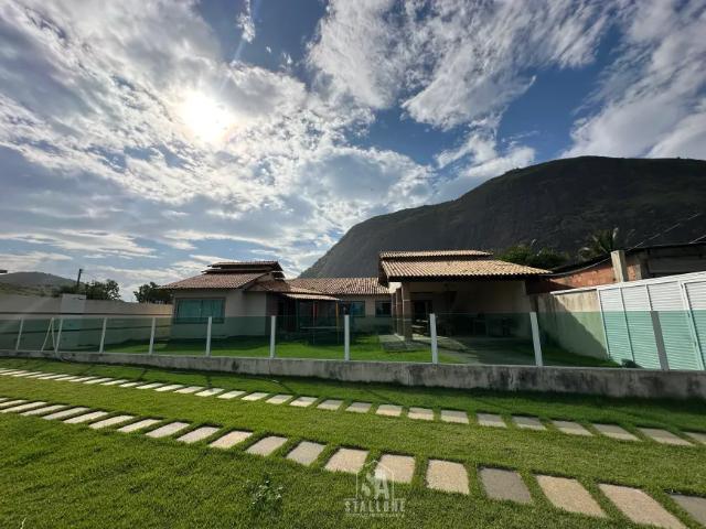 Casa com 3 Quartos e 3 banheiros à Venda, 270 m² por R$ 1.200.000