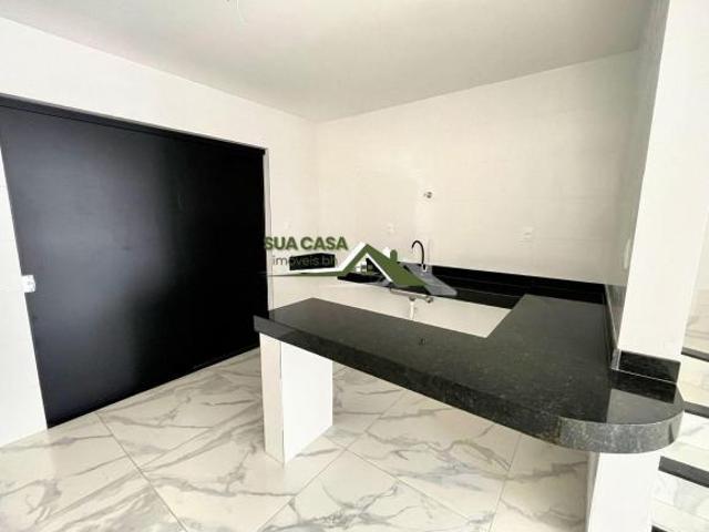 Casa com 3 Quartos e 3 banheiros à Venda, 220 m²