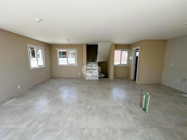 Casa com 3 Quartos e 3 banheiros à Venda, 550 m² no bairro Nossa Senhora das Graças