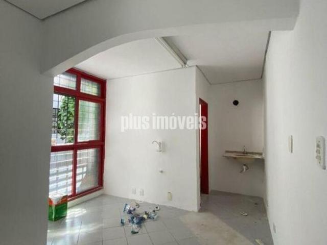 Casa com 3 Quartos e 3 banheiros à Venda, 75 m²