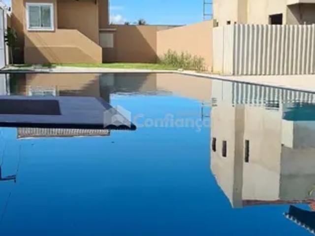 Casa com 3 Quartos e 3 banheiros à Venda, 77 m² por R$ 267.000