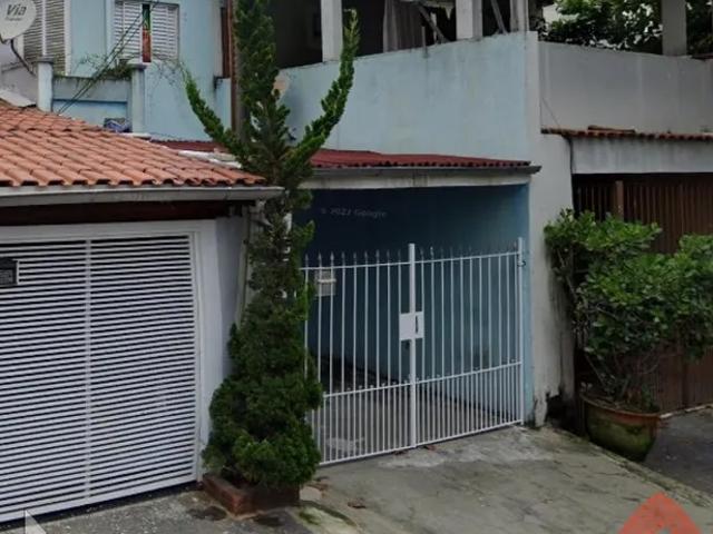 Casa com 3 Quartos e 3 banheiros à Venda, 96 m² por R$ 525.000