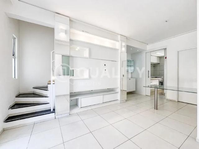 Casa com 3 Quartos e 3 banheiros à Venda, 90 m² por R$ 360.000