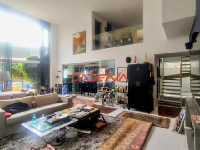 Casa com 3 quartos e 3 vagas à venda no Jardim Social