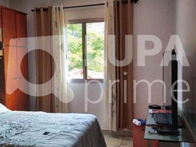 CASA COM 3 QUARTOS E 3 VAGAS DE GARAGEM À VENDA EM PIRITUBA