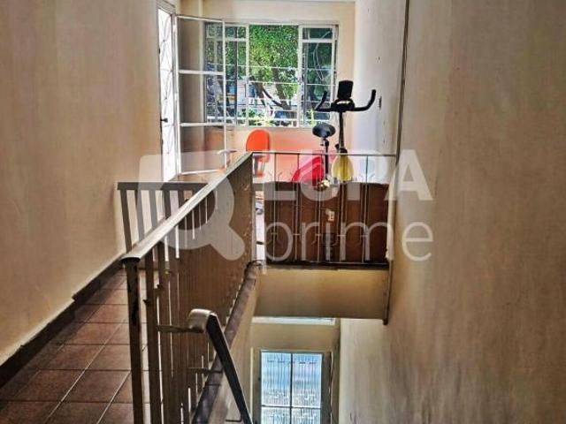 CASA COM 3 QUARTOS E 3 VAGAS DE GARAGEM À VENDA NA VILA MARIA ALTA
