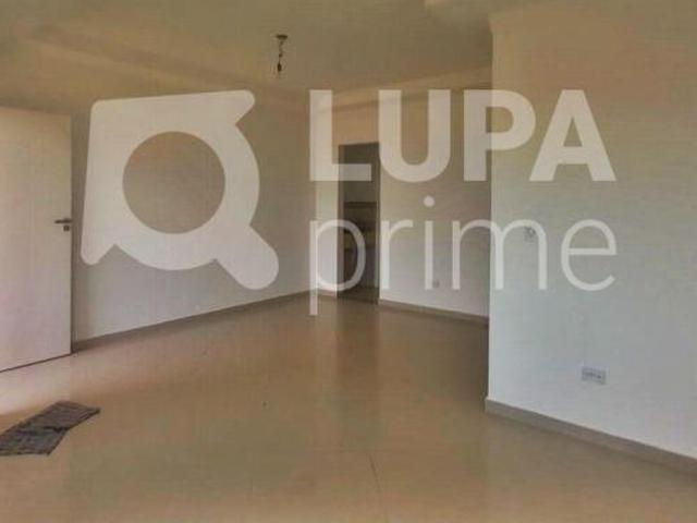 CASA COM 3 QUARTOS E 3 VAGAS DE GARAGEM À VENDA NA PARADA INGLESA