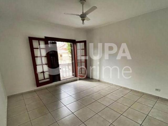 CASA COM 3 QUARTOS E 3 VAGAS DE GARAGEM À VENDA NO PARQUE MANDAQUI