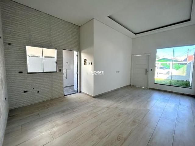 Casa com 3 quartos e uma suite, no bairro São Marcos São Jose dos Pinhais/ PR