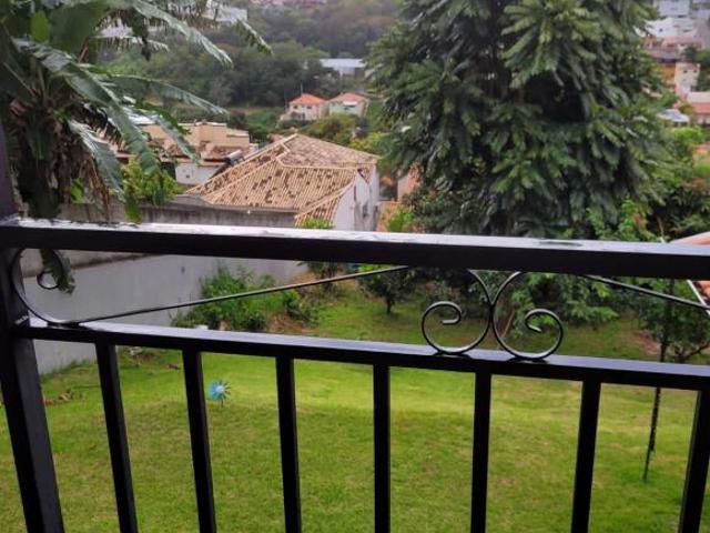 Casa com 3 Quartos e Amplo Quintal no Solar dos Lagos – São Lourenço MG