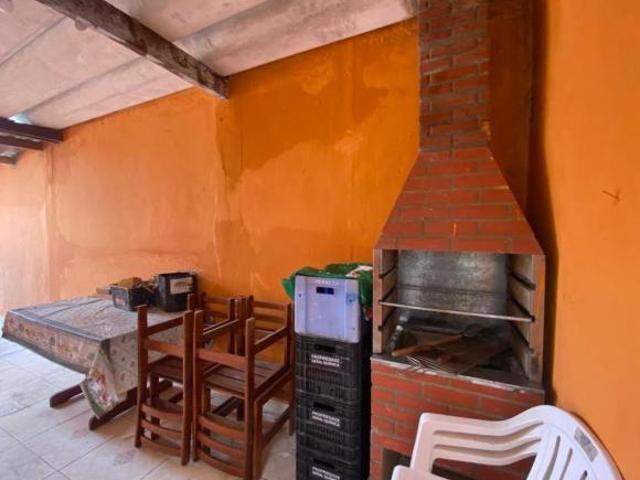 Casa com 3 quartos e área gourmet em Itanhaém