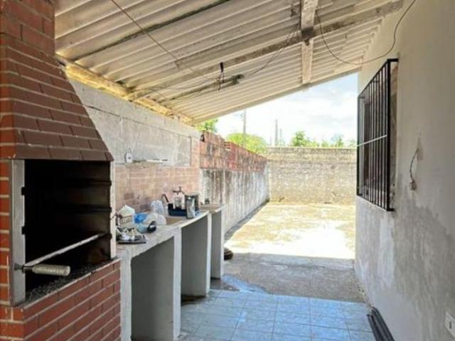 Casa com 3 quartos e área gourmet em Itanhaém
