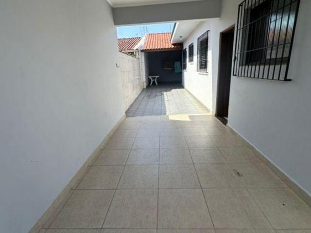Casa com 3 quartos e área gourmet em Itanhaém