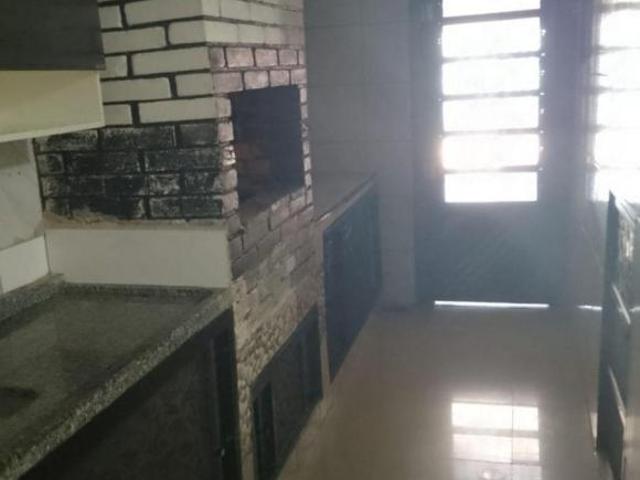 Casa com 3 quartos e área gourmet em Mongaguá