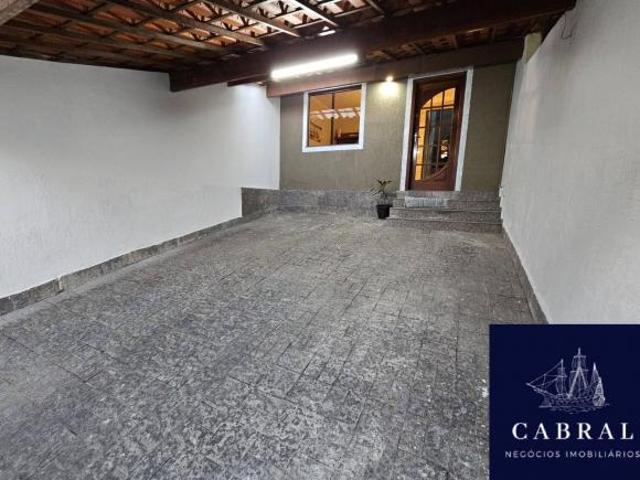 Casa com 3 quartos e com churrasqueira, 161 m² em Cabral, Contagem