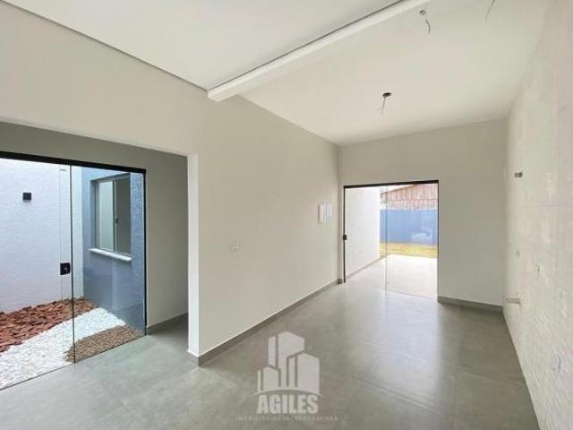 Casa com 3 quartos e espaço para piscina