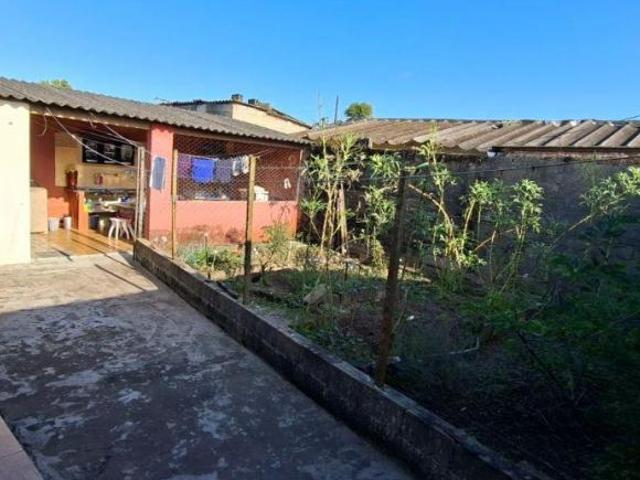 Casa com 3 quartos e jardim em Peruíbe