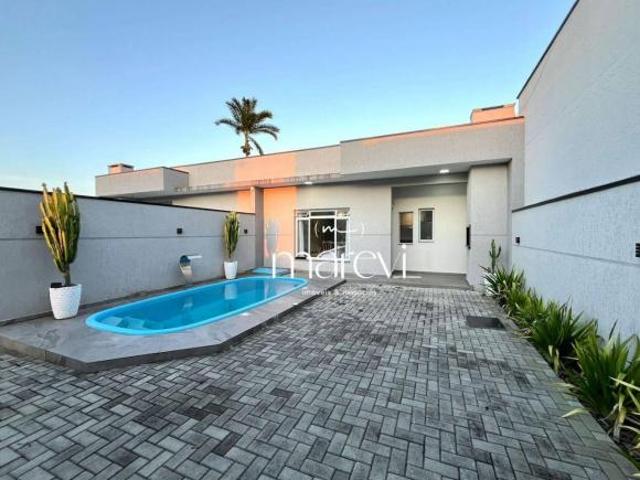Casa com 3 Quartos e Piscina no Brejatuba Guaratuba/PR