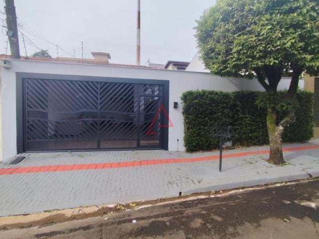 Casa com 3 Quartos e Piscina à Venda, 152m² por R$780.000,00, Jardim Alvorada, Londrina PR