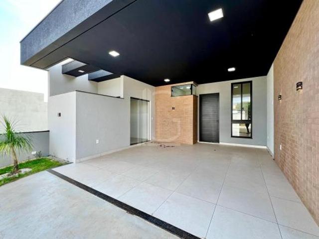 Casa com 3 quartos e piscina em condomínio fechado Itapetininga/SP