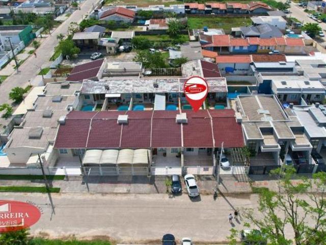 Casa com 3 Quartos e Piscina