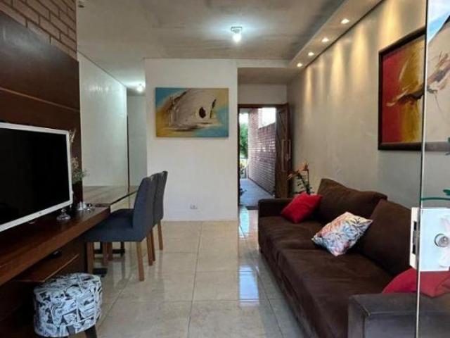 CASA COM 3 QUARTOS E SUÍTE NO GOLDEN PARK 2