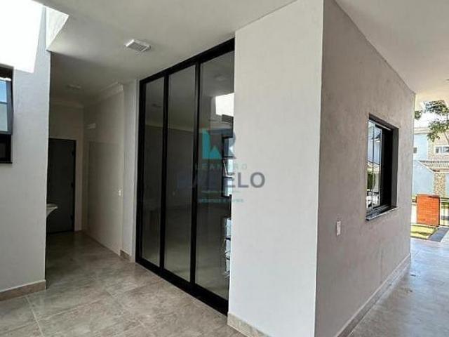 CASA COM 3 QUARTOS EM CACHOEIRA PAULISTA SP