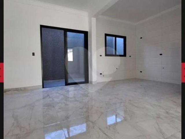 Casa com 3 quartos em Capão da Imbuia para venda