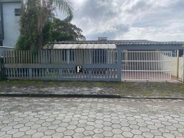 Casa com 3 quartos em Praia de Leste