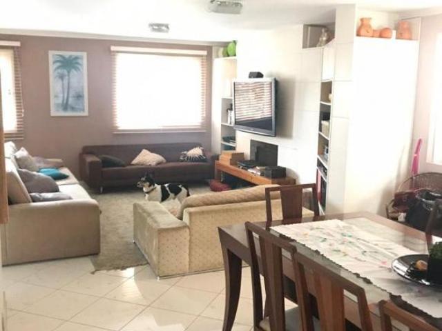 Casa com 3 quartos en 310 m² à venda em Vila São Francisco