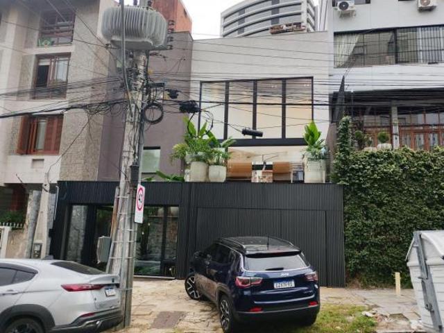 Casa com 3 quartos en Bela Vista, 390 m² de área total para venda