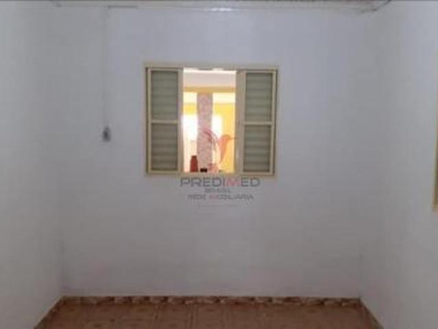 Casa com 3 Quartos. edícula grande. No Bairro Nova Guará em Guaratinguetá. S.