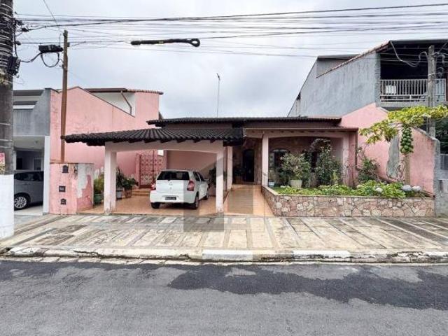 Casa com 3 quartos, Jardim Altos de Suzano Suzano