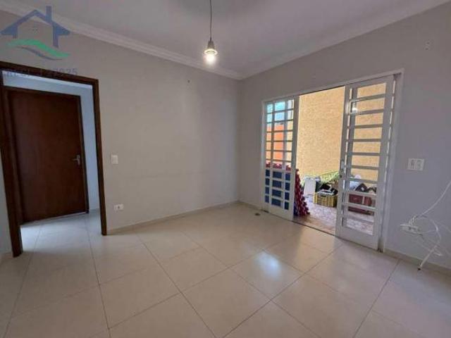 Casa com 3 quartos, Jardim Alvinópolis, Atibaia R$ 850 mil, Cod: 5282
