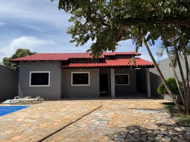 CASA COM 3 QUARTOS JARDIM BARRAGEM EM AGUAS LINDAS
