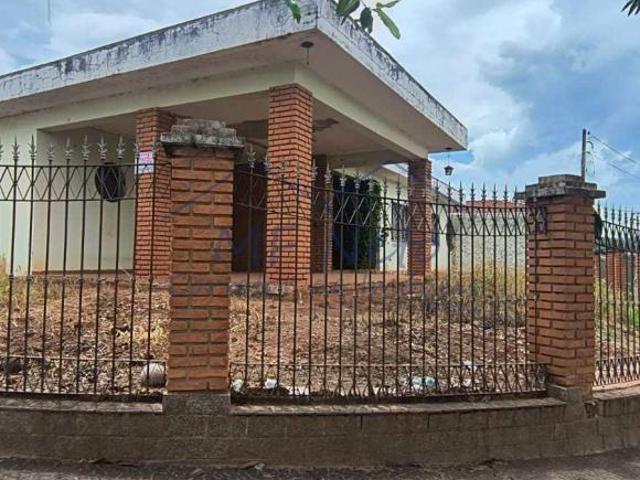 Casa com 3 quartos, Jardim Petrópolis, Pirassununga R$ 420 mil, Cod: 10133736