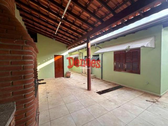 Casa com 3 quartos, Jardim Sevilha