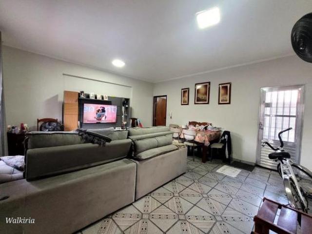 Casa com 3 quartos, Ocian, Praia Grande R$ 590 mil