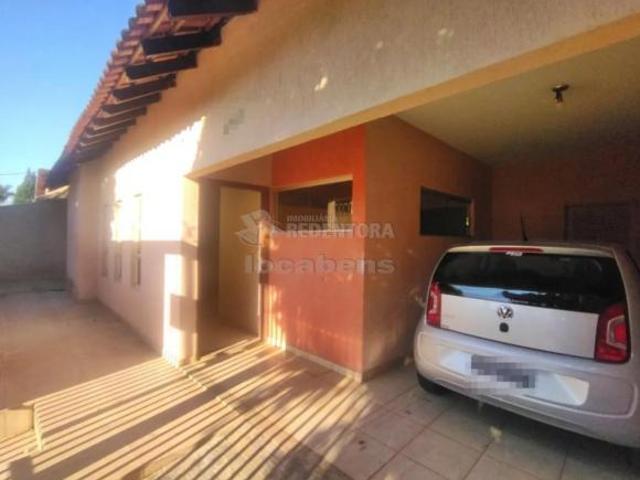 Casa com 3 Quartos Locação São Manoel Zona Sul